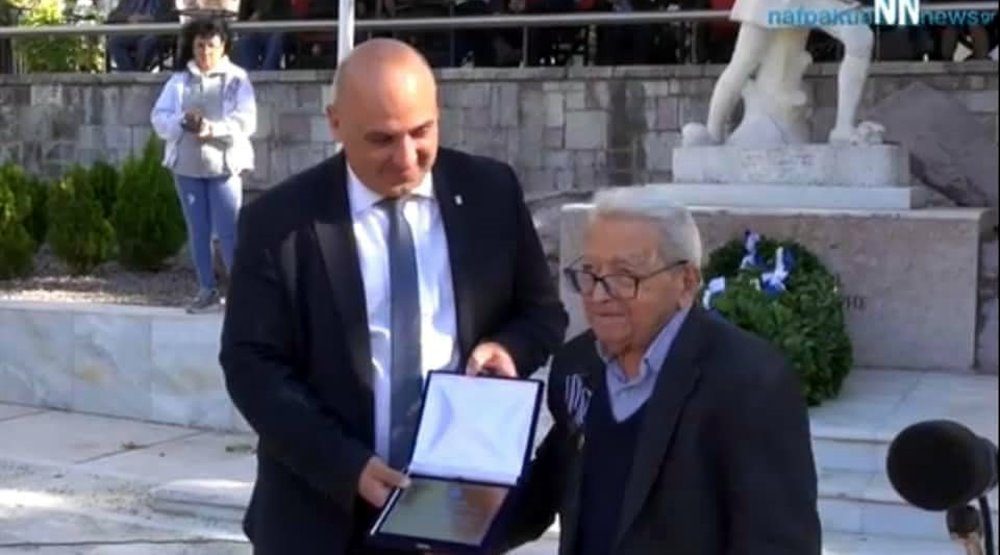 Θλίψη: Πέθανε στα 106 του ο τελευταίος Εύζωνας που πολέμησε τους ...