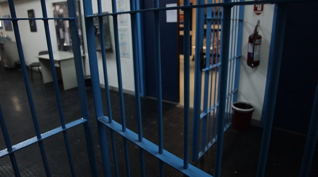 Ετοιμάζεται οικονομική φυλακή στη Χαλκίδα - Κίνημα Υπέρβαση