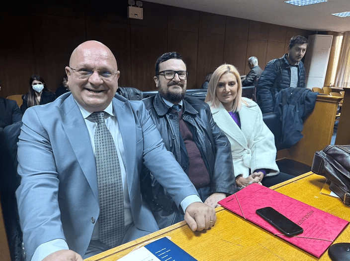 (Βίντεο) Φοροαπαλλαγές 58,8 Δις με το Ν 3156/2003 στα κοράκια των ...