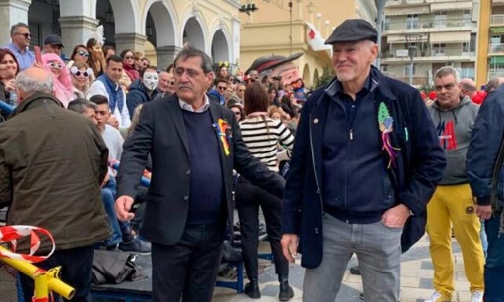 Μας έβαλε στα μνημόνια, χαντάκωσε τη χώρα και τώρα “ζωή και κότα”…για ...