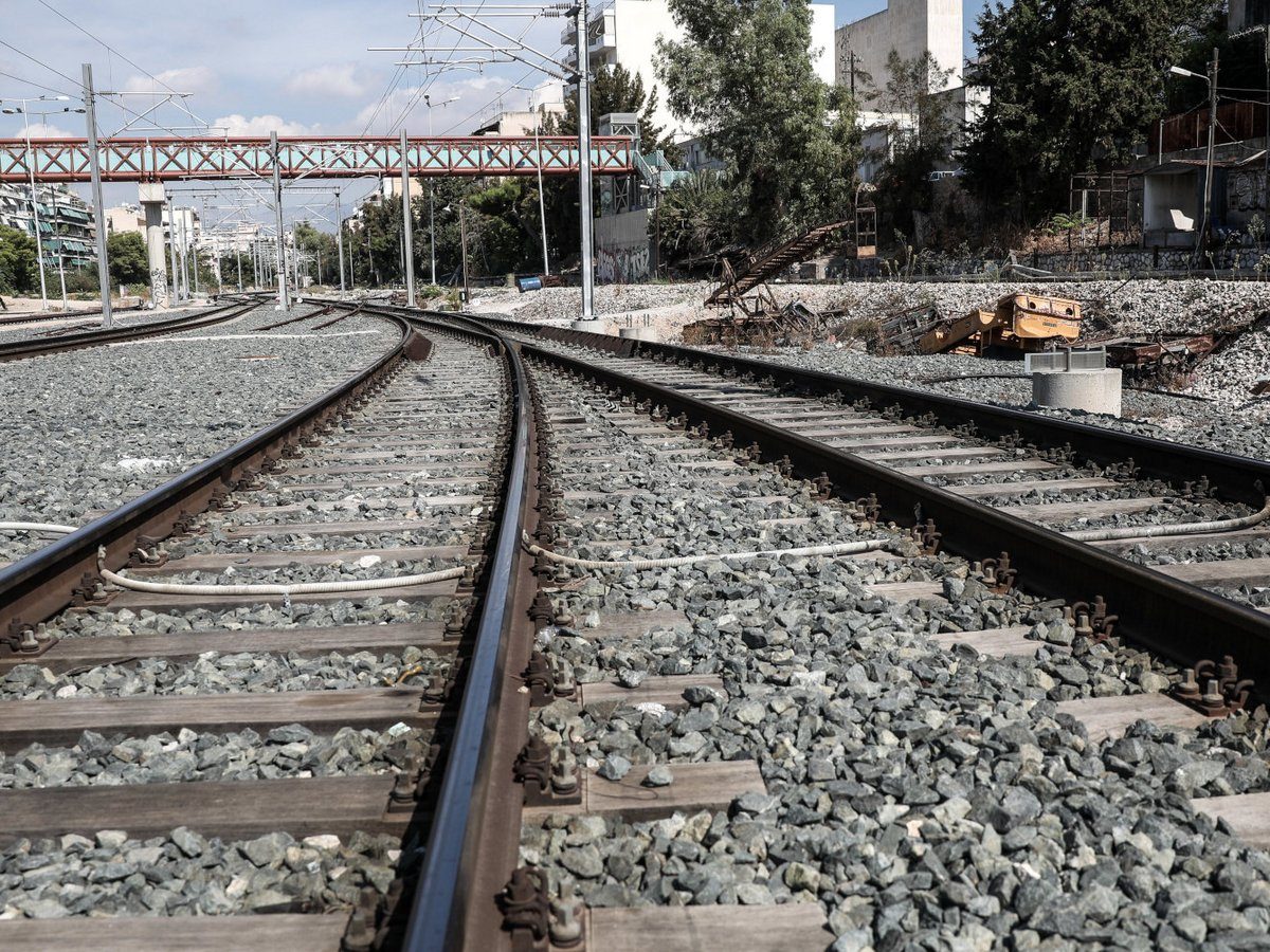 (Βίντεο) Γραμμές από χρυσάφι: 10 δις στοίχισε στον ΟΣΕ η διαδρομή Αθήνα ...