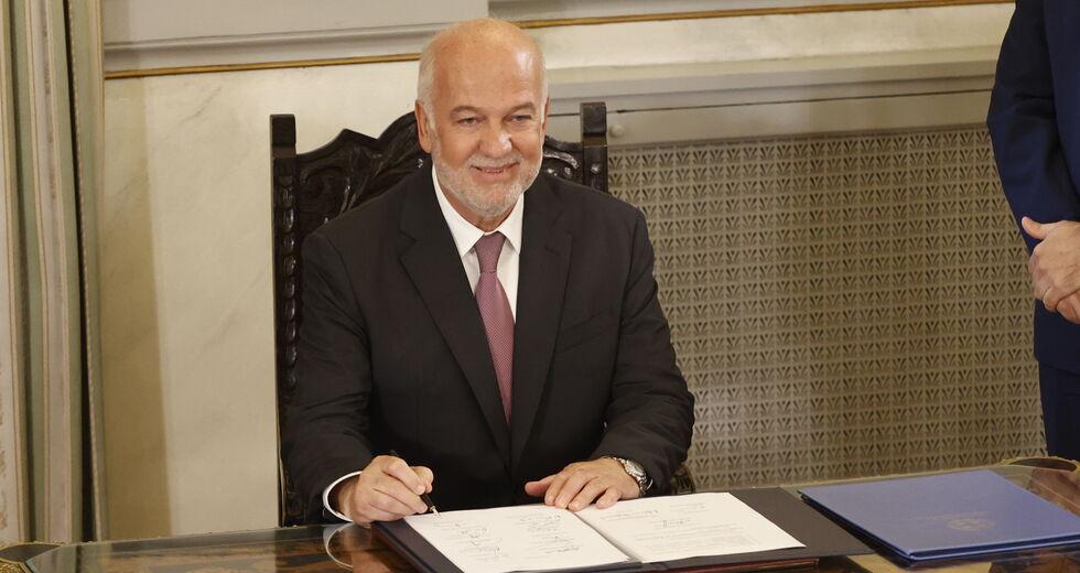 Ο Φλωρίδης, ο πλειστηριασμός του 2019 και τα θαλασσοδάνεια των κομμάτων ...
